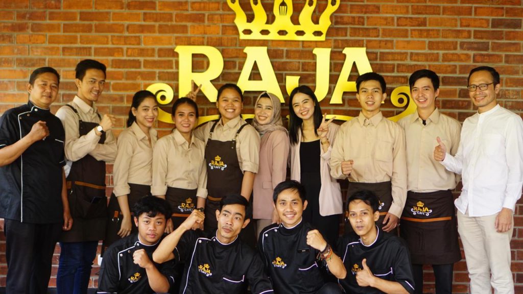 RAJA CAFÉ, Karena Rasa adalah Raja - Kelanamakan.com